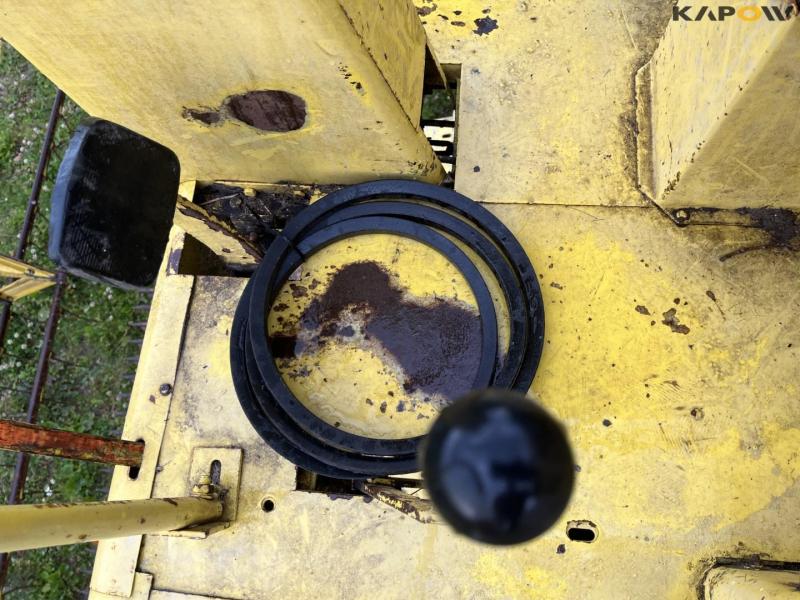 Clayson M133 mejetærsker med 10 fods skærebord - Kapow Online Auctions