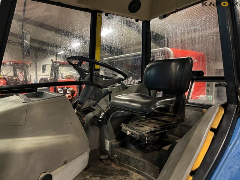 Ford 4830 traktor - Kapow Online Auctions
