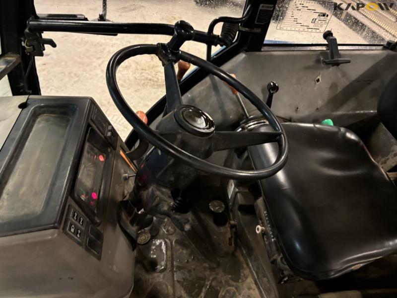 Ford 4830 traktor - Kapow Online Auctions