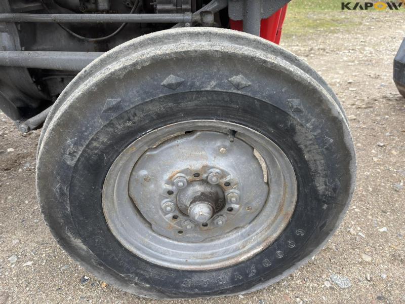 MF 35 benzin med frontlæssser og vejhøvl - Kapow Online Auctions