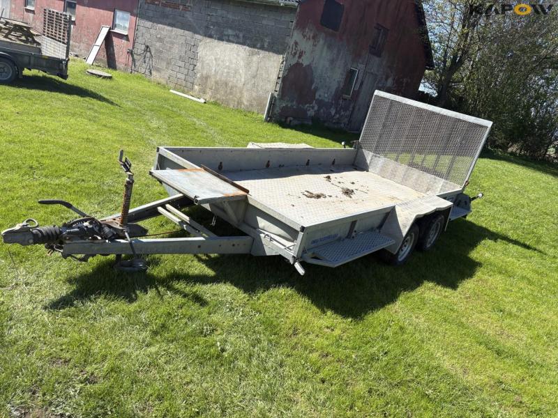 Variant 3518m4 trailer - Kapow Online Auctions