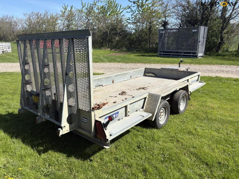 Variant 3518m4 trailer - Kapow Online Auctions