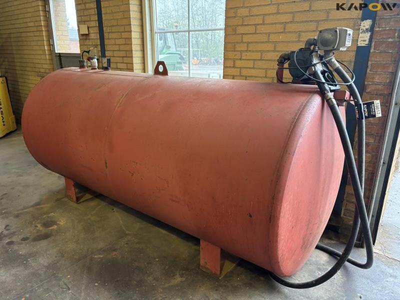 Dieseltank 2500 Liter - Kapow Online Auctions