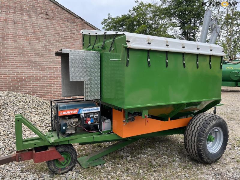 Herborg specialbygget vogn - Kapow Online Auctions