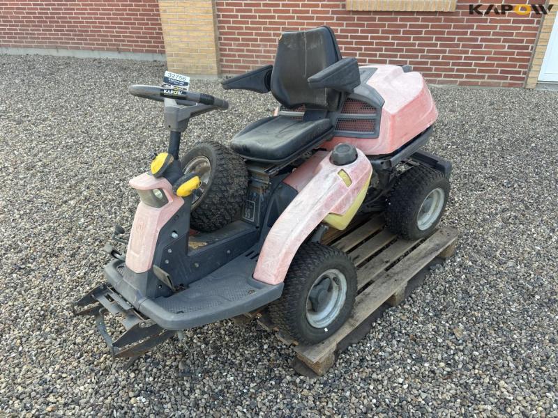 Husqvarna rider R316 AWD lawn mower - Kapow Online Auctions
