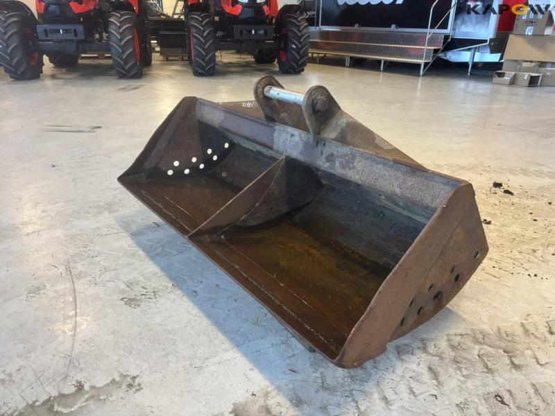 Grader bucket with Hydrema shift - Kapow Online Auctions