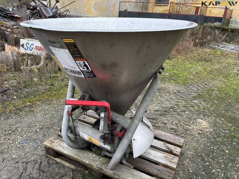 Rondini SP 500 salt spreader galvanized - Kapow Online Auctions