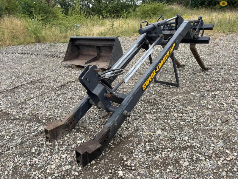 Swede-loader rear loader with shovel and pallet forks - Kapow Online ...
